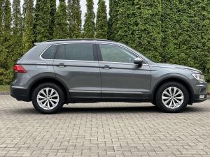 Grey Volkswagen Tiguan 2016 in Nemencine, with an engine capacity of 1.97 L and mileage of 286 thousand km for 14300 €, photo 14 on AUTOMOTO.COM.LV