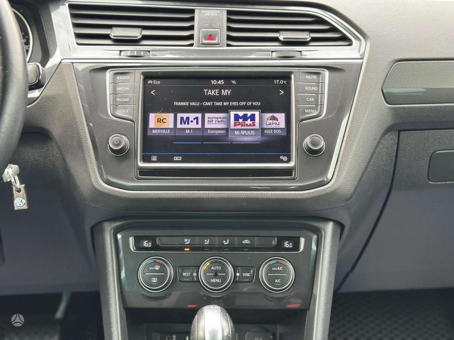 Grey Volkswagen Tiguan 2016 in Nemencine, with an engine capacity of 1.97 L and mileage of 286 thousand km for 14300 €, photo 38 on AUTOMOTO.COM.LV