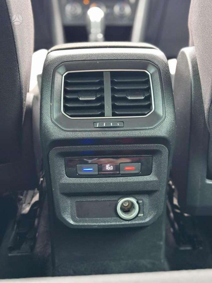 Grey Volkswagen Tiguan 2016 in Nemencine, with an engine capacity of 1.97 L and mileage of 286 thousand km for 14300 €, photo 41 on AUTOMOTO.COM.LV