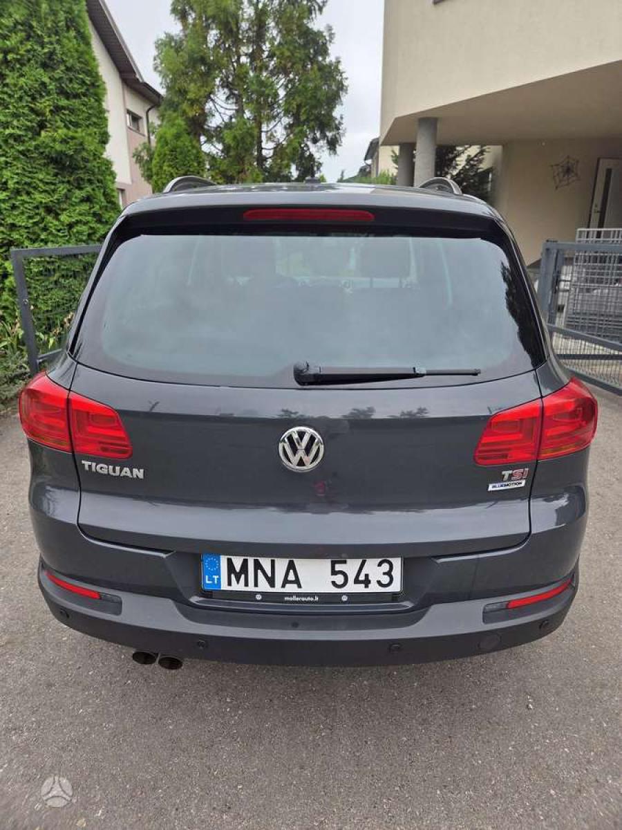 Pelēks Volkswagen Tiguan 2016 Kauņa, ar dzinēja tilpumu 1.40 L un nobraukumu 148 tūkst. km par 9000 €, foto 7 vietnē AUTOMOTO.COM.LV
