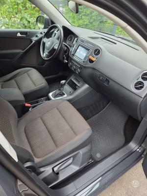 Pelēks Volkswagen Tiguan 2016 Kauņa, ar dzinēja tilpumu 1.40 L un nobraukumu 148 tūkst. km par 9000 €, foto 16 vietnē AUTOMOTO.COM.LV