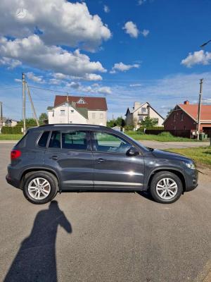 Pelēks Volkswagen Tiguan 2016 Kauņa, ar dzinēja tilpumu 1.40 L un nobraukumu 148 tūkst. km par 9000 €, foto 31 vietnē AUTOMOTO.COM.LV