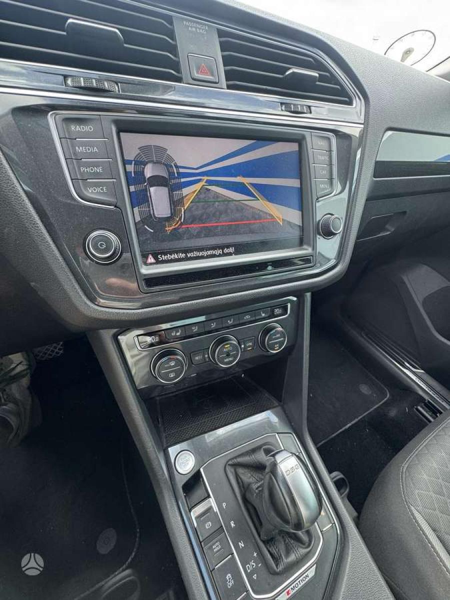 Pelēks Volkswagen Tiguan 2016 Kauņa, ar dzinēja tilpumu 1.97 L un nobraukumu 251 tūkst. km par 14999 €, foto 14 vietnē AUTOMOTO.COM.LV