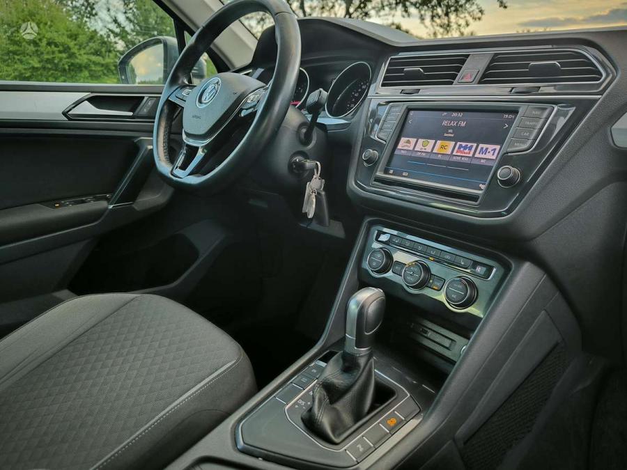 Pelēks Volkswagen Tiguan 2016 Trakai, ar dzinēja tilpumu 1.97 L un nobraukumu 324 tūkst. km par 11990 €, foto 16 vietnē AUTOMOTO.COM.LV