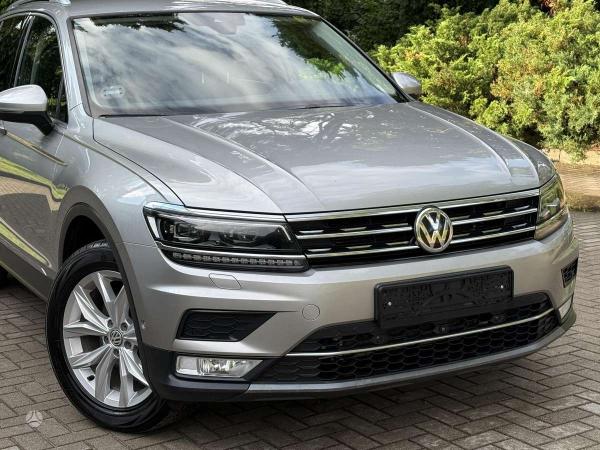 Grey Volkswagen Tiguan 2016 in Prienai, with an engine capacity of 1.97 L and mileage of 270 thousand km for 14250 €, photo 6 on AUTOMOTO.COM.LV