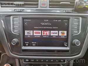 Grey Volkswagen Tiguan 2016 in Riga, with an engine capacity of 2.00 L and mileage of 162 thousand km for 15500 €, photo 11 on AUTOMOTO.COM.LV