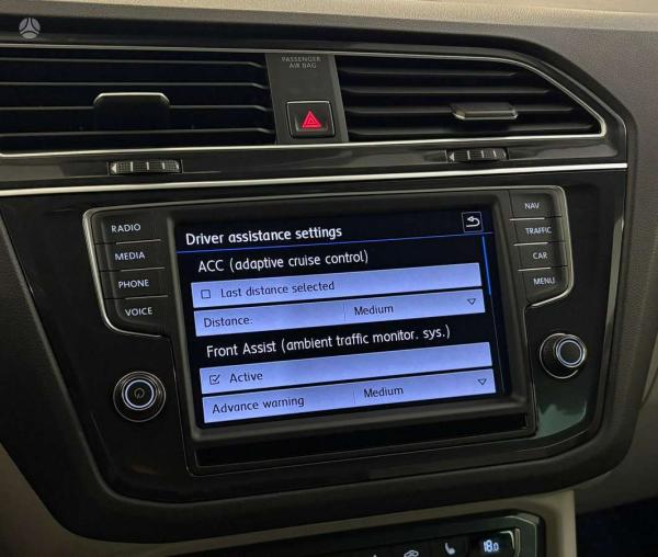 Volkswagen Tiguan 2016 Marijampole vietnē Pelēks Volkswagen Tiguan 2016 Marijampole, ar dzinēja tilpumu 1.98 L un nobraukumu 186 tūkst. km par 16999 €, foto 10 vietnē AUTOMOTO.COM.LV