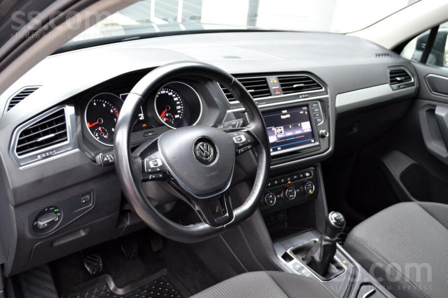 Pelēks Volkswagen Tiguan 2017 Rīga, ar dzinēja tilpumu 1.40 L un nobraukumu 234 tūkst. km par 13000 €, foto 16 vietnē AUTOMOTO.COM.LV