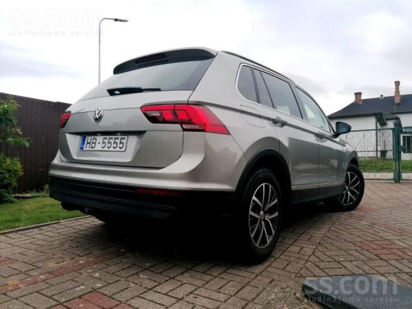 Grey Volkswagen Tiguan 2017 in Liepaja, with an engine capacity of 2.00 L and mileage of 208 thousand km for 16500 €, photo 6 on AUTOMOTO.COM.LV