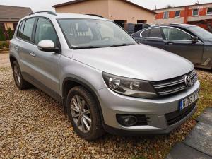 Grey Volkswagen Tiguan 2017 in Birzai, with an engine capacity of 1.98 L and mileage of 134 thousand km for 7900 €, photo 2 on AUTOMOTO.COM.LV