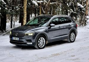 Pelēks Volkswagen Tiguan 2017 Viļņa, ar dzinēja tilpumu 1.97 L un nobraukumu 234 tūkst. km par 17400 €, foto 3 vietnē AUTOMOTO.COM.LV