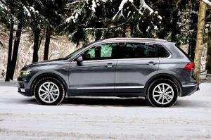 Grey Volkswagen Tiguan 2017 in Vilnius, with an engine capacity of 1.97 L and mileage of 234 thousand km for 17400 €, photo 6 on AUTOMOTO.COM.LV