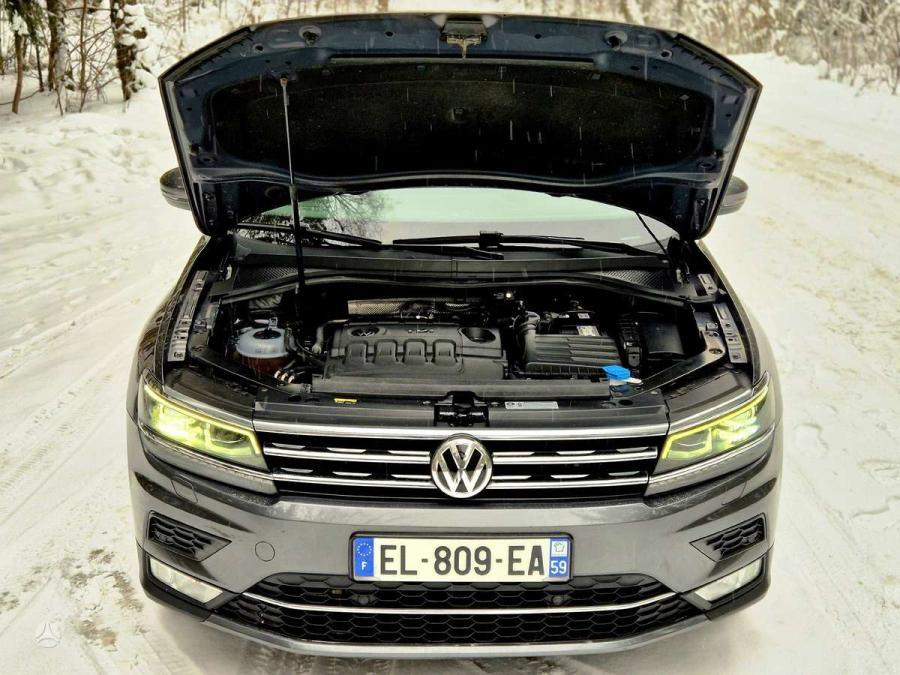 Grey Volkswagen Tiguan 2017 in Vilnius, with an engine capacity of 1.97 L and mileage of 234 thousand km for 17400 €, photo 13 on AUTOMOTO.COM.LV