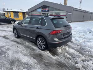 Pelēks Volkswagen Tiguan 2017 Marijampole, ar dzinēja tilpumu 1.97 L un nobraukumu 240 tūkst. km par 14900 €, foto 3 vietnē AUTOMOTO.COM.LV