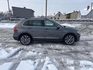 Pelēks Volkswagen Tiguan 2017 Marijampole, ar dzinēja tilpumu 1.97 L un nobraukumu 240 tūkst. km par 14900 €, foto 6 vietnē AUTOMOTO.COM.LV