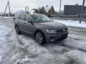 Pelēks Volkswagen Tiguan 2017 Marijampole, ar dzinēja tilpumu 1.97 L un nobraukumu 240 tūkst. km par 14900 €, foto 7 vietnē AUTOMOTO.COM.LV