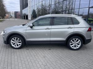 Grey Volkswagen Tiguan 2017 in Kaunas, with an engine capacity of 2.00 L and mileage of 122 thousand km for 14400 €, photo 10 on AUTOMOTO.COM.LV