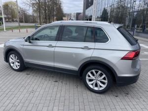 Grey Volkswagen Tiguan 2017 in Kaunas, with an engine capacity of 2.00 L and mileage of 122 thousand km for 14400 €, photo 19 on AUTOMOTO.COM.LV