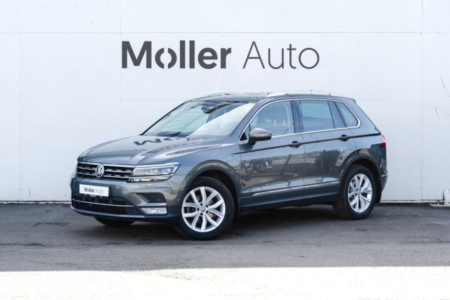 Pelēks Volkswagen Tiguan 2017 Rīga, ar dzinēja tilpumu 2.00 L un nobraukumu 79 tūkst. km par 20950 €, foto 1 vietnē AUTOMOTO.COM.LV