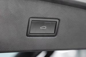 Pelēks Volkswagen Tiguan 2017 Rīga, ar dzinēja tilpumu 2.00 L un nobraukumu 79 tūkst. km par 20950 €, foto 27 vietnē AUTOMOTO.COM.LV