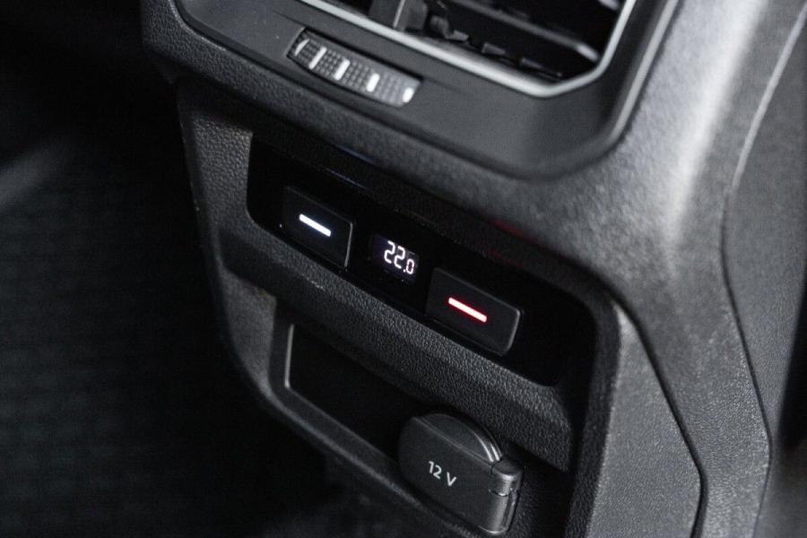 Pelēks Volkswagen Tiguan 2017 Rīga, ar dzinēja tilpumu 2.00 L un nobraukumu 79 tūkst. km par 20950 €, foto 28 vietnē AUTOMOTO.COM.LV
