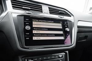 Pelēks Volkswagen Tiguan 2017 Rīga, ar dzinēja tilpumu 2.00 L un nobraukumu 133 tūkst. km par 17450 €, foto 23 vietnē AUTOMOTO.COM.LV