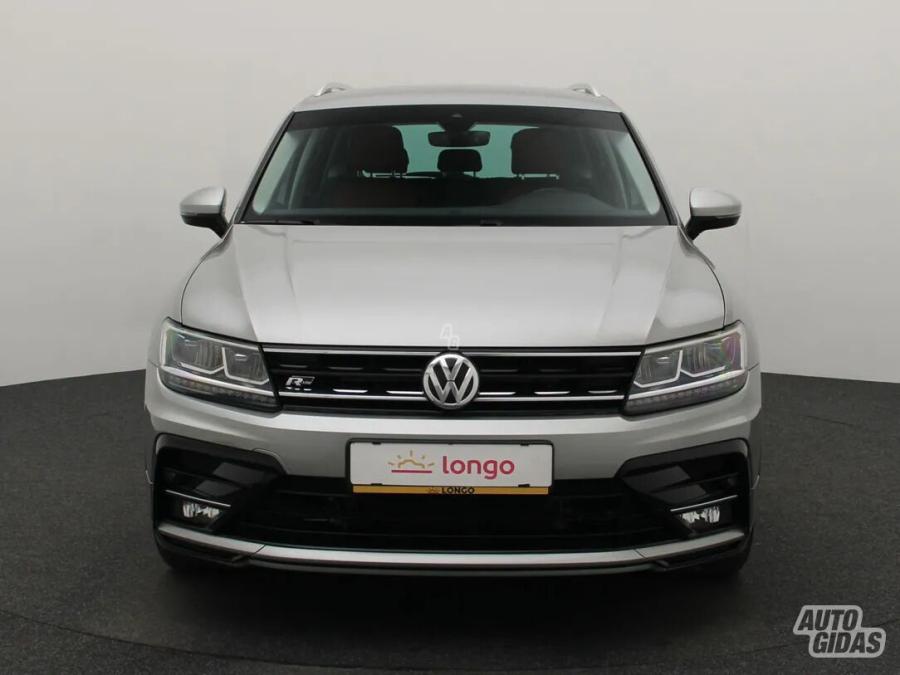 Grey Volkswagen Tiguan 2017 in Vilnius, with an engine capacity of 2.00 L and mileage of 86 thousand km for 20199 €, photo 4 on AUTOMOTO.COM.LV