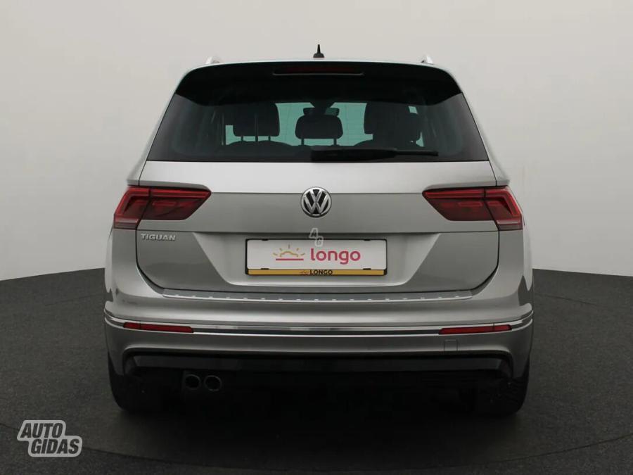 Grey Volkswagen Tiguan 2017 in Vilnius, with an engine capacity of 2.00 L and mileage of 86 thousand km for 20199 €, photo 6 on AUTOMOTO.COM.LV
