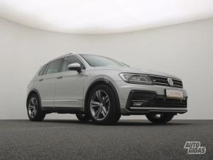 Grey Volkswagen Tiguan 2017 in Vilnius, with an engine capacity of 2.00 L and mileage of 86 thousand km for 20199 €, photo 12 on AUTOMOTO.COM.LV