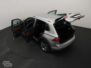 Grey Volkswagen Tiguan 2017 in Vilnius, with an engine capacity of 2.00 L and mileage of 86 thousand km for 20199 €, photo 14 on AUTOMOTO.COM.LV
