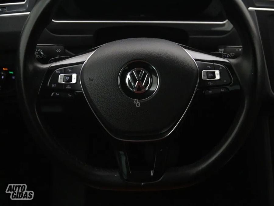 Grey Volkswagen Tiguan 2017 in Vilnius, with an engine capacity of 2.00 L and mileage of 86 thousand km for 20199 €, photo 19 on AUTOMOTO.COM.LV