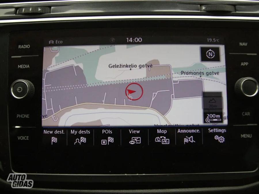 Grey Volkswagen Tiguan 2017 in Vilnius, with an engine capacity of 2.00 L and mileage of 86 thousand km for 20199 €, photo 25 on AUTOMOTO.COM.LV