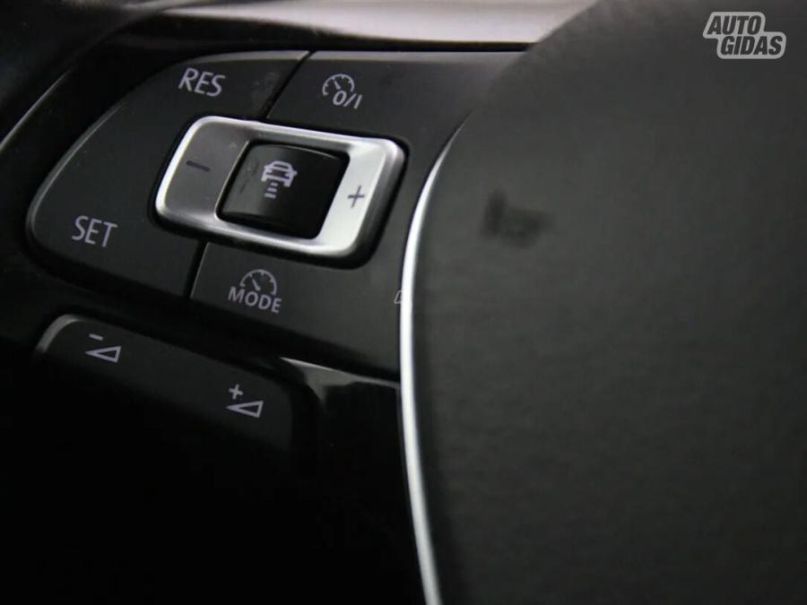 Grey Volkswagen Tiguan 2017 in Vilnius, with an engine capacity of 2.00 L and mileage of 86 thousand km for 20199 €, photo 31 on AUTOMOTO.COM.LV