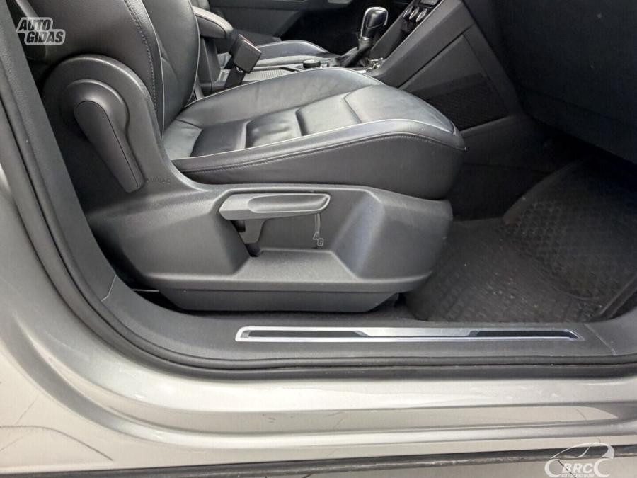 Pelēks Volkswagen Tiguan 2017 Avižieniai, ar dzinēja tilpumu 2.00 L un nobraukumu 277 tūkst. km par 15900 €, foto 7 vietnē AUTOMOTO.COM.LV