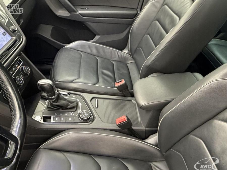 Pelēks Volkswagen Tiguan 2017 Avižieniai, ar dzinēja tilpumu 2.00 L un nobraukumu 277 tūkst. km par 15900 €, foto 25 vietnē AUTOMOTO.COM.LV