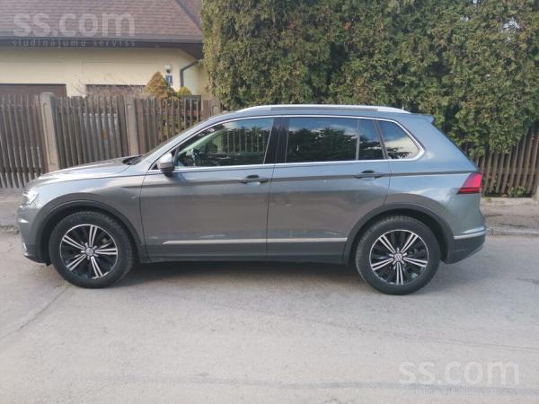 Pelēks Volkswagen Tiguan 2017 Rīga, ar dzinēja tilpumu 2.00 L un nobraukumu 278 tūkst. km par 14499 €, foto 4 vietnē AUTOMOTO.COM.LV