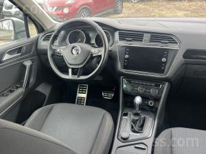 Pelēks Volkswagen Tiguan 2017 Valmiera, ar dzinēja tilpumu 2.00 L un nobraukumu 0 tūkst. km par 17500 €, foto 8 vietnē AUTOMOTO.COM.LV