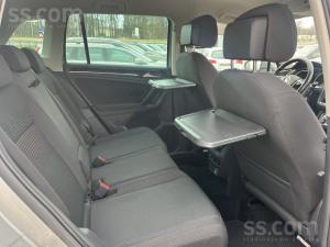 Pelēks Volkswagen Tiguan 2017 Valmiera, ar dzinēja tilpumu 2.00 L un nobraukumu 0 tūkst. km par 17500 €, foto 10 vietnē AUTOMOTO.COM.LV