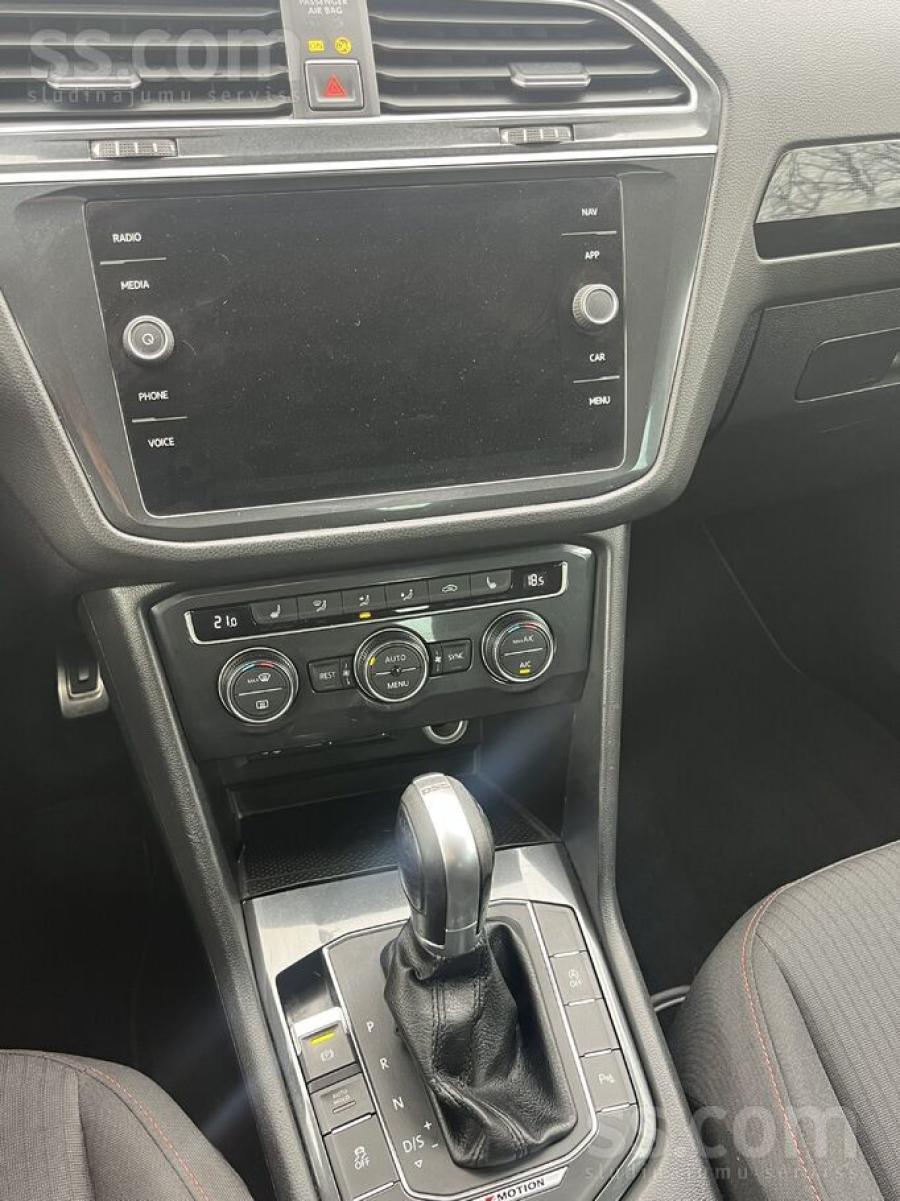Pelēks Volkswagen Tiguan 2017 Valmiera, ar dzinēja tilpumu 2.00 L un nobraukumu 0 tūkst. km par 17500 €, foto 11 vietnē AUTOMOTO.COM.LV