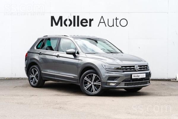 Grey Volkswagen Tiguan 2017 in Riga, with an engine capacity of 2.00 L and mileage of 133 thousand km for 18100 €, photo 2 on AUTOMOTO.COM.LV