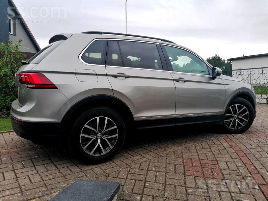 Pelēks Volkswagen Tiguan 2017 Liepāja, ar dzinēja tilpumu 2.00 L un nobraukumu 215 tūkst. km par 15777 €, foto 4 vietnē AUTOMOTO.COM.LV