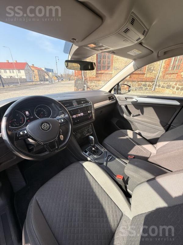 Pelēks Volkswagen Tiguan 2017 Ventspils, ar dzinēja tilpumu 2.00 L un nobraukumu 174 tūkst. km par 17250 €, foto 7 vietnē AUTOMOTO.COM.LV