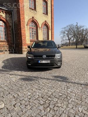 Pelēks Volkswagen Tiguan 2017 Ventspils, ar dzinēja tilpumu 2.00 L un nobraukumu 174 tūkst. km par 17250 €, foto  vietnē AUTOMOTO.COM.LV