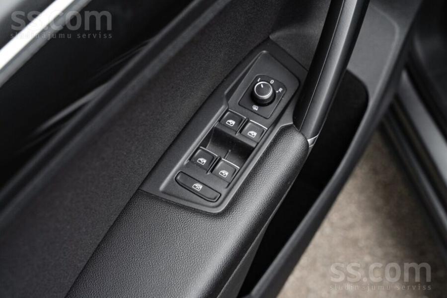 Pelēks Volkswagen Tiguan 2017 Rīga, ar dzinēja tilpumu 2.00 L un nobraukumu 94 tūkst. km par 17900 €, foto 10 vietnē AUTOMOTO.COM.LV