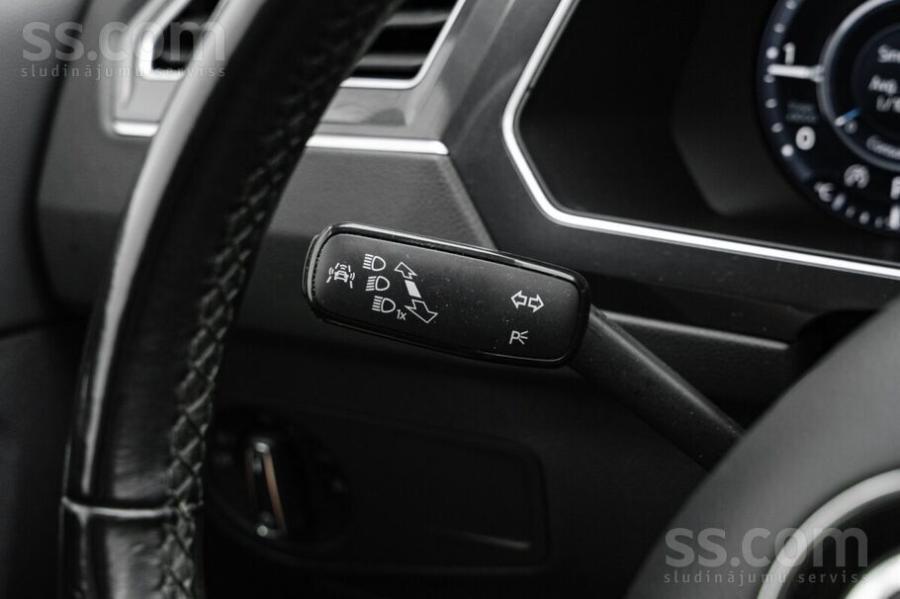 Pelēks Volkswagen Tiguan 2017 Rīga, ar dzinēja tilpumu 2.00 L un nobraukumu 94 tūkst. km par 17900 €, foto 11 vietnē AUTOMOTO.COM.LV