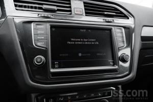 Pelēks Volkswagen Tiguan 2017 Rīga, ar dzinēja tilpumu 2.00 L un nobraukumu 94 tūkst. km par 17900 €, foto 18 vietnē AUTOMOTO.COM.LV