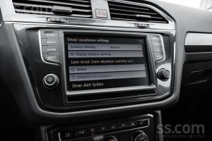 Pelēks Volkswagen Tiguan 2017 Rīga, ar dzinēja tilpumu 2.00 L un nobraukumu 94 tūkst. km par 17900 €, foto 20 vietnē AUTOMOTO.COM.LV