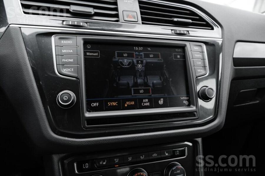 Pelēks Volkswagen Tiguan 2017 Rīga, ar dzinēja tilpumu 2.00 L un nobraukumu 94 tūkst. km par 17900 €, foto 22 vietnē AUTOMOTO.COM.LV