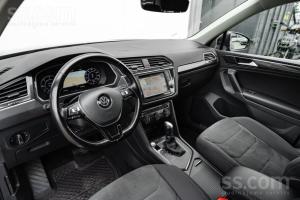 Pelēks Volkswagen Tiguan 2017 Rīga, ar dzinēja tilpumu 2.00 L un nobraukumu 94 tūkst. km par 17900 €, foto 23 vietnē AUTOMOTO.COM.LV
