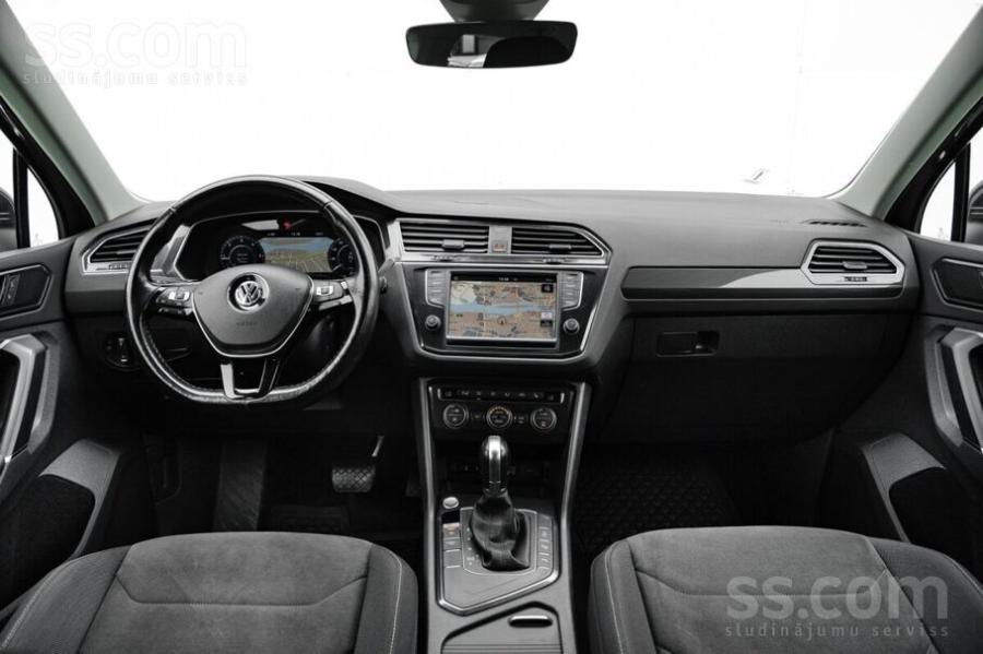 Pelēks Volkswagen Tiguan 2017 Rīga, ar dzinēja tilpumu 2.00 L un nobraukumu 94 tūkst. km par 17900 €, foto 26 vietnē AUTOMOTO.COM.LV